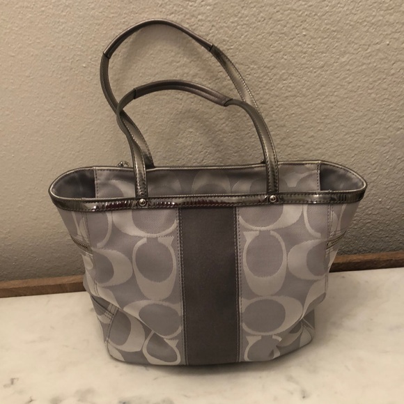 Coach | Bags | Coach Poppy Silver Tote With Silver Metallic Leather ...